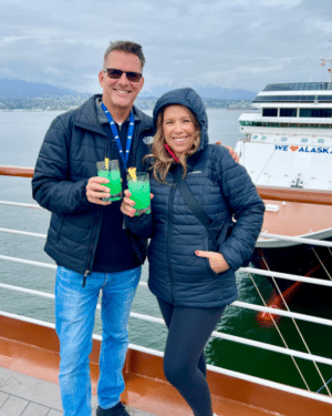 What to Wear on an Alaska Cruise (outfit ideas with photos) - Life Well ...