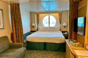 12 Pros and Cons of Taking a Shorter Cruise - Life Well Cruised